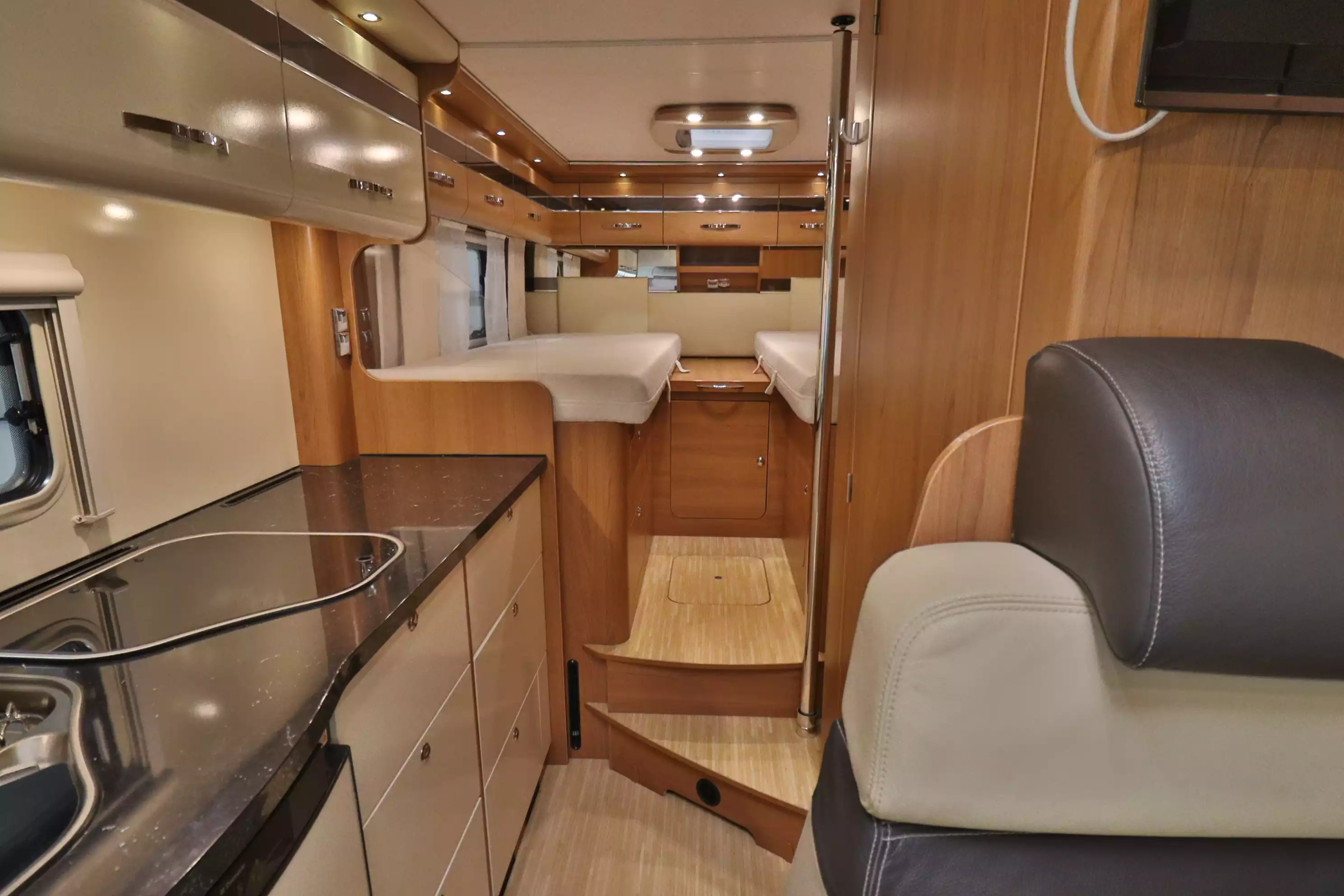 LMC Liberty I 675 G Explorer beim Wohnmobilpark in Bad Honnef kaufen